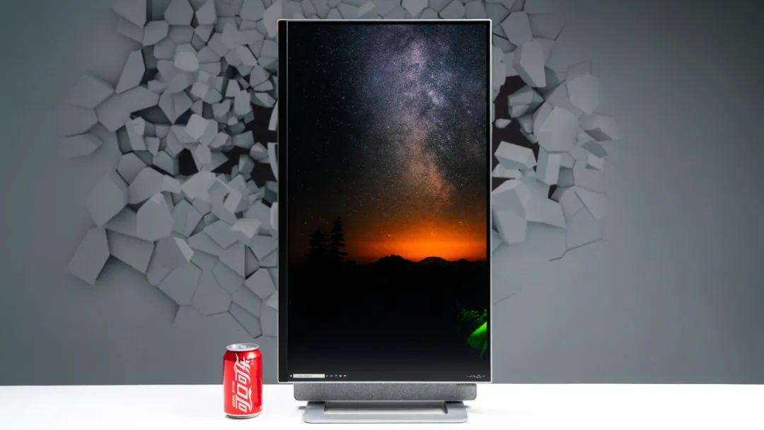 联想 YOGA27评测 一台能单手旋转4K屏的一体机