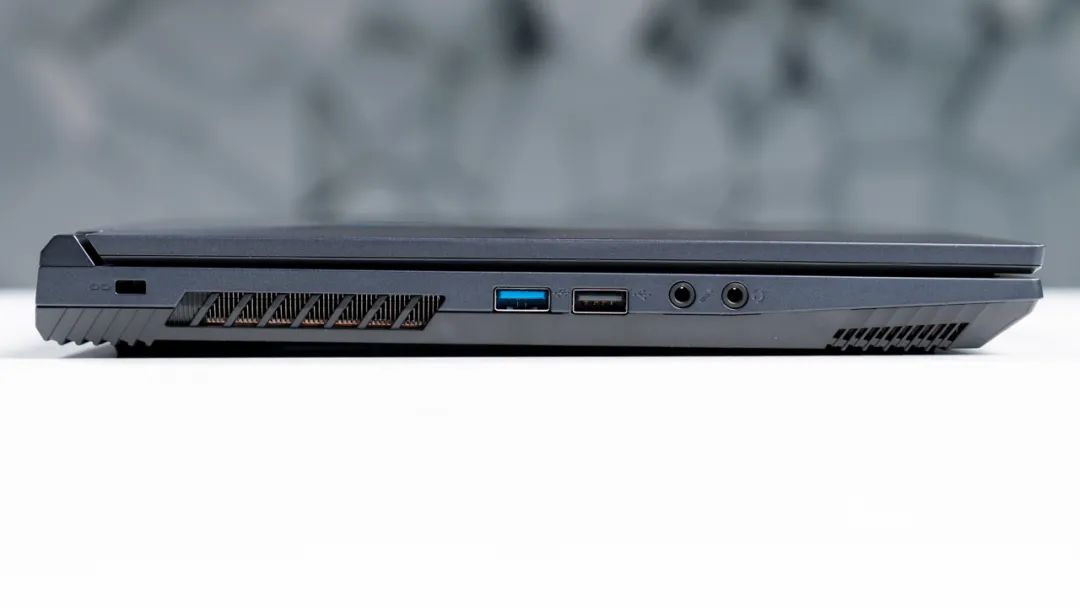 神舟 战神Z7-DA5NB评测测评 一款仅售4999元的12代酷睿游戏本