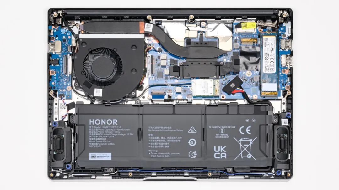 聊一款新上市的长续航轻薄本